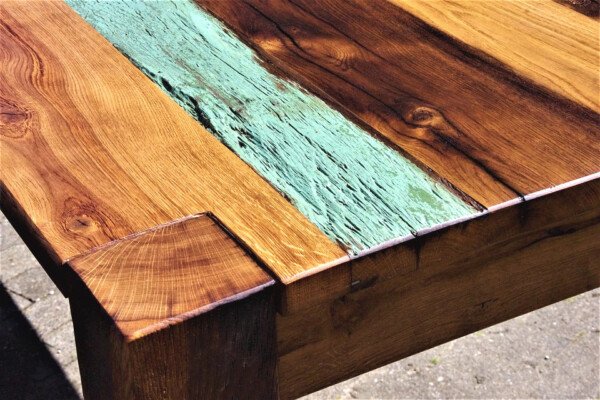 Laca para madera, dónde usarla y diferencia con el barniz