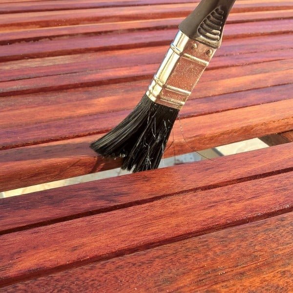 Cómo barnizar la madera, paso a paso con imágenes – PintoMiCasa